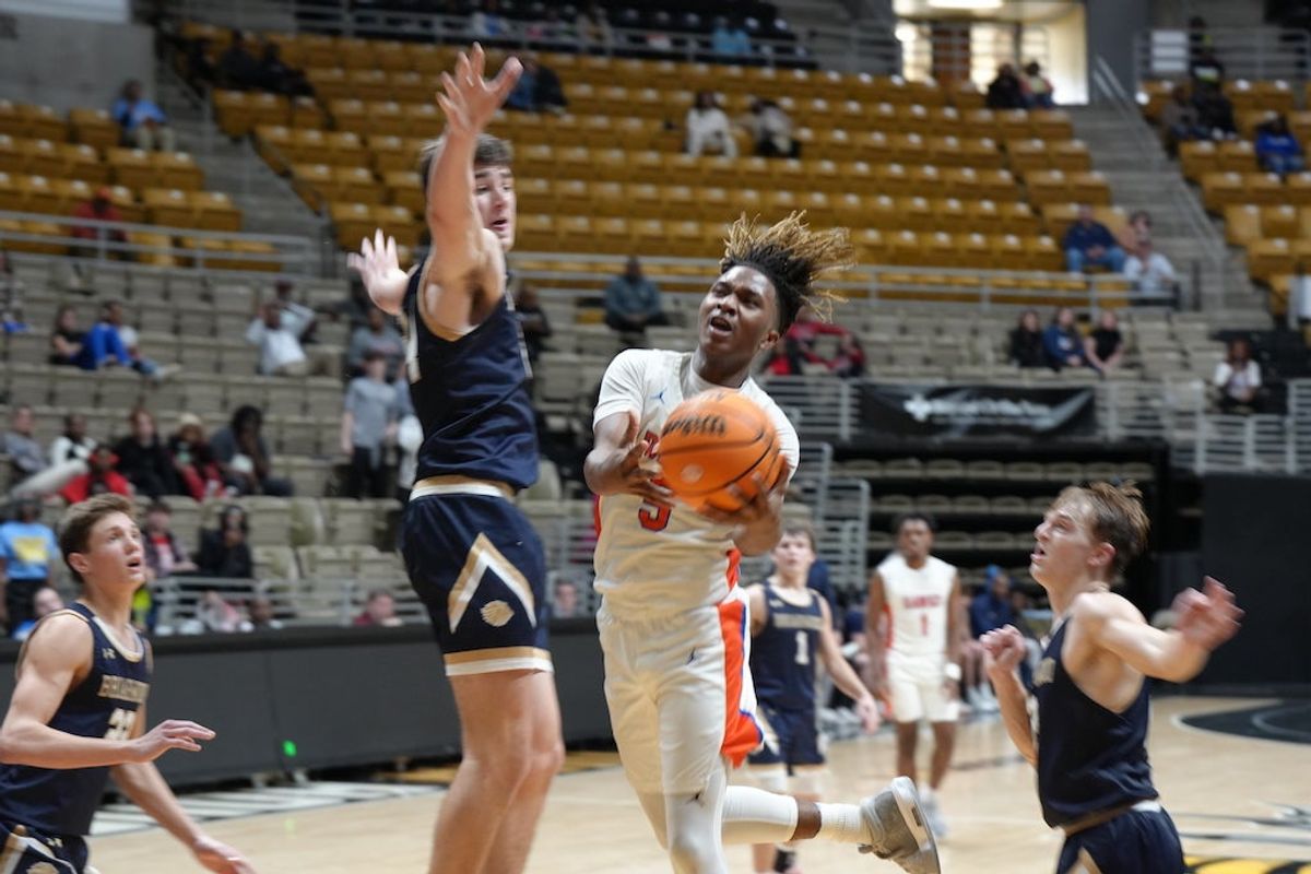 "This for the city:" Montevallo rallies from 22 down to beat...