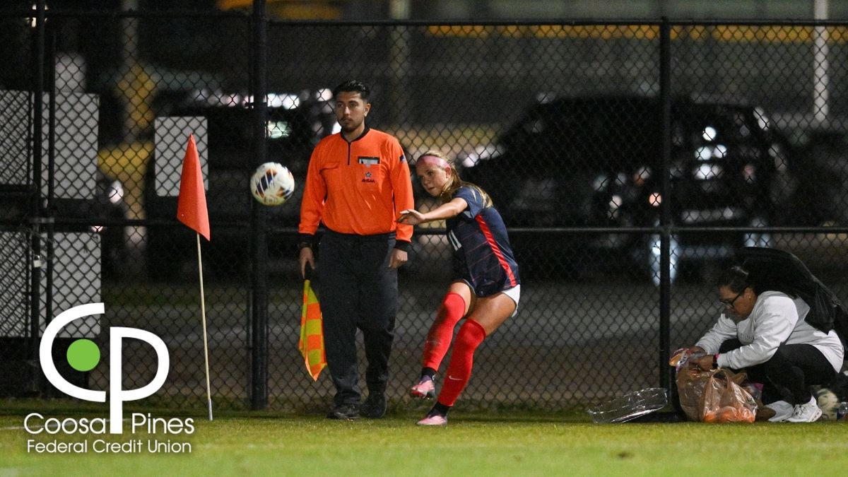 Oak Mountain muscles past Hoover with two late set-piece goa...