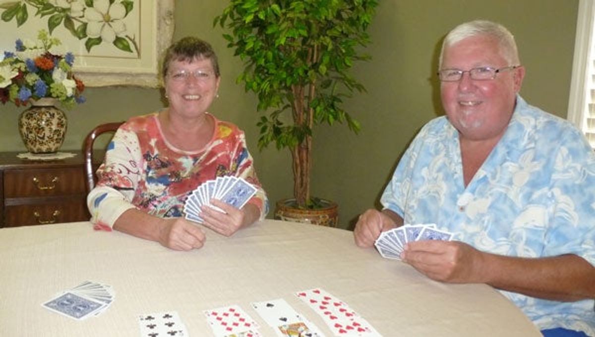 Come learn to play bridge at the Columbiana Library for free