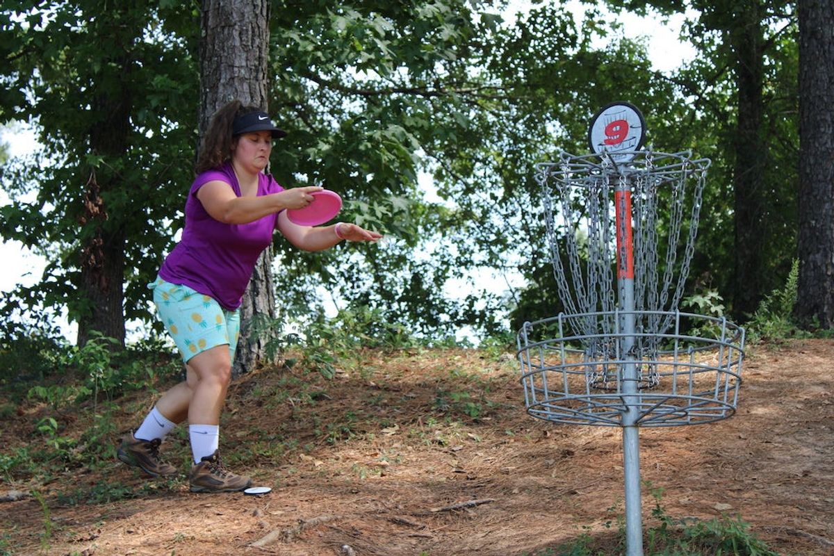 Calera winds up for third annual Disc Golf Goes Pink tournam...
