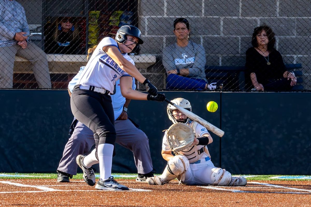 Helena's big bats secure regular season series sweep over rival Pelham