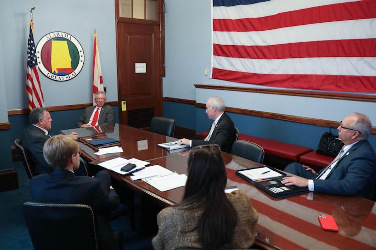 Clanton administration meets with Alabama reps in D.C.