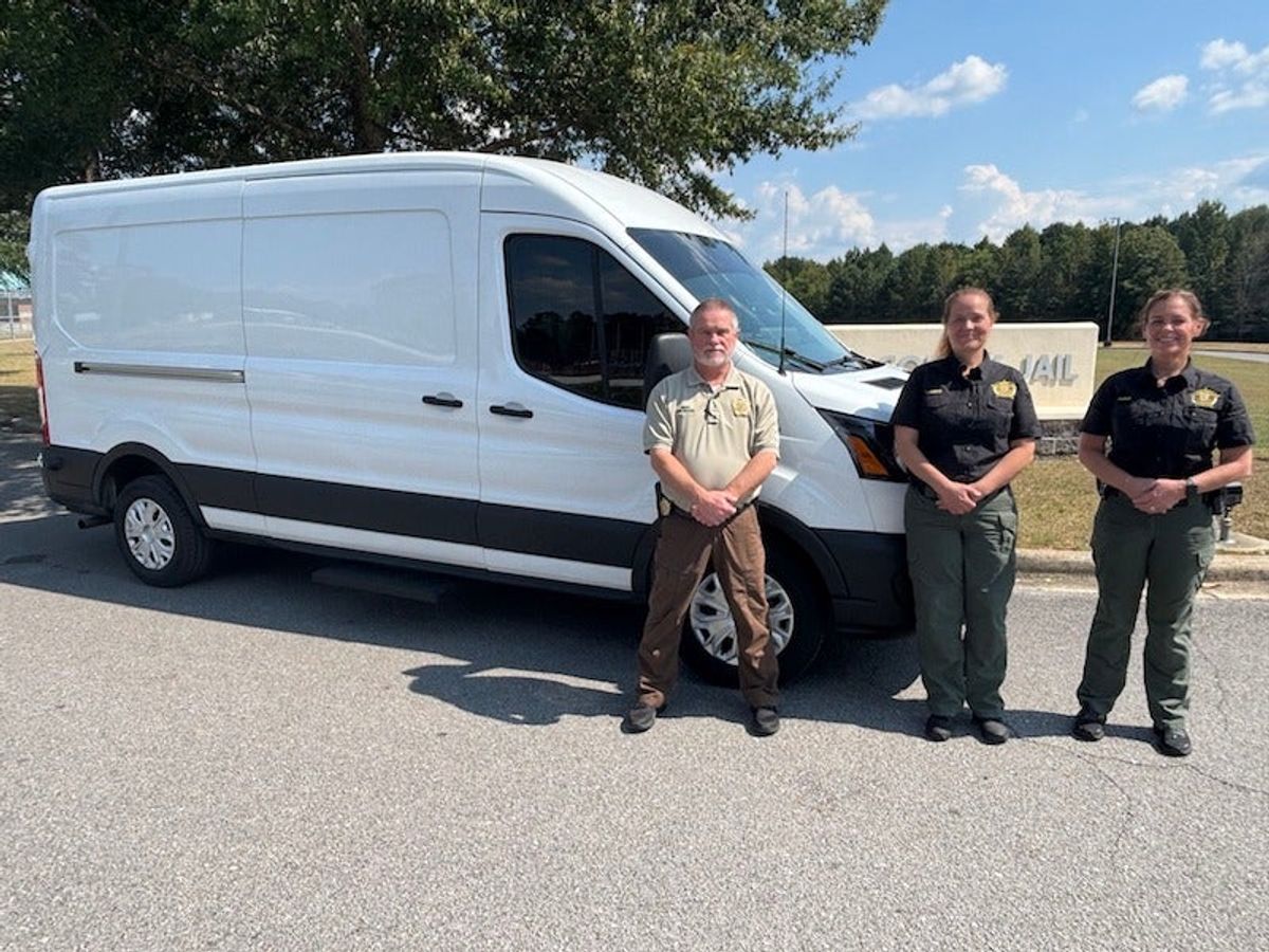 CCSO receives DOJ funding, purchases inmate vans