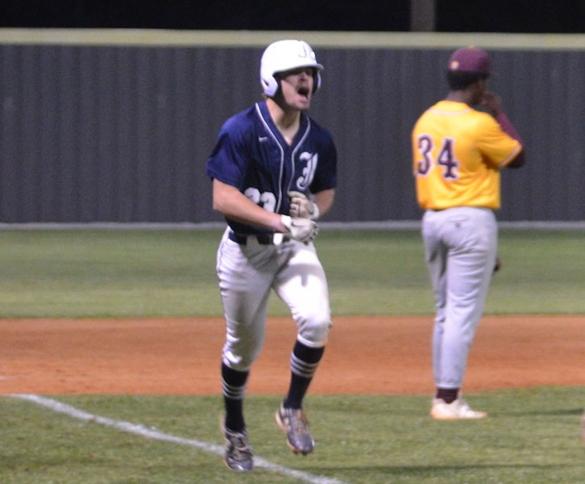 Hayden Robinson walks off in Jemison baseball win
