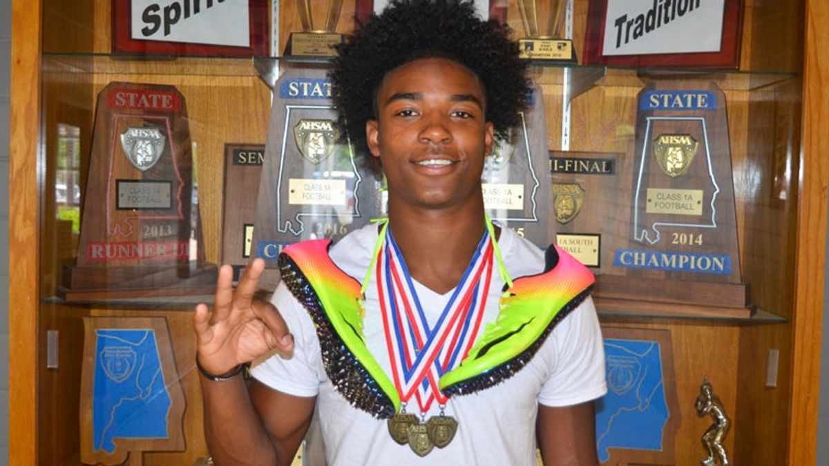 Dunlap sets state record, wins three titles