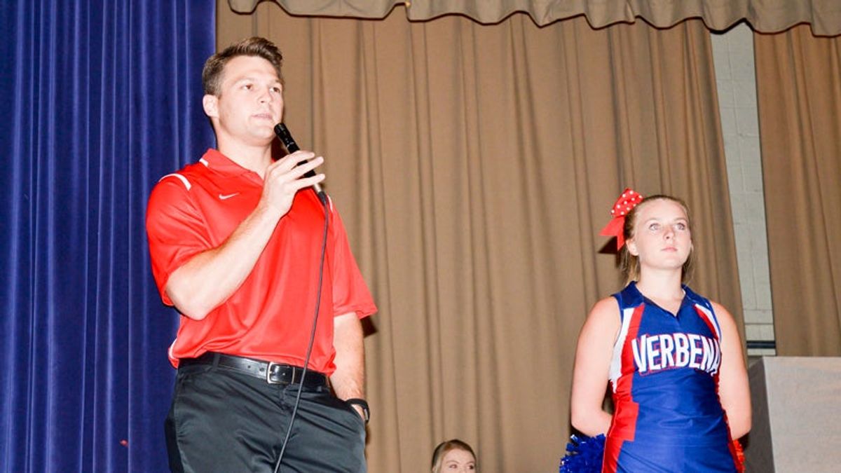 Verbena introduces alum as head coach