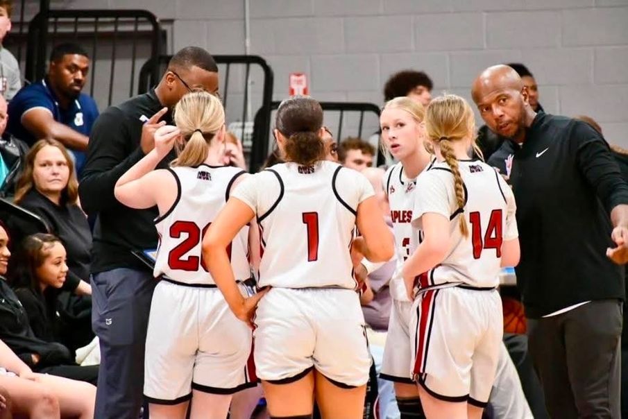Chilton basketball teams take shot in sub-regionals