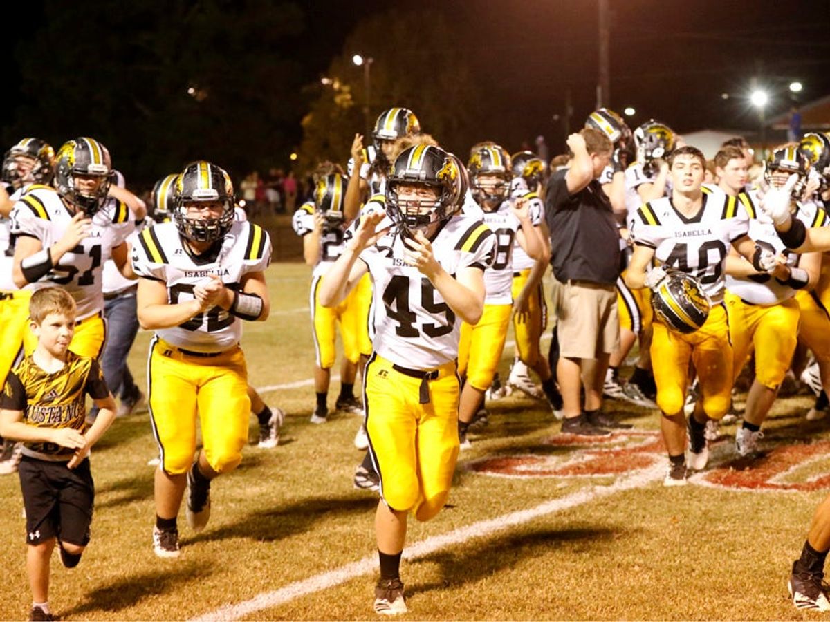 Isabella falls to Lanett in 3rd round