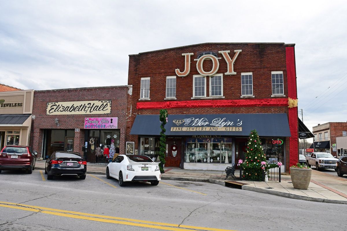Multiple Clanton locations hosting Christmas events