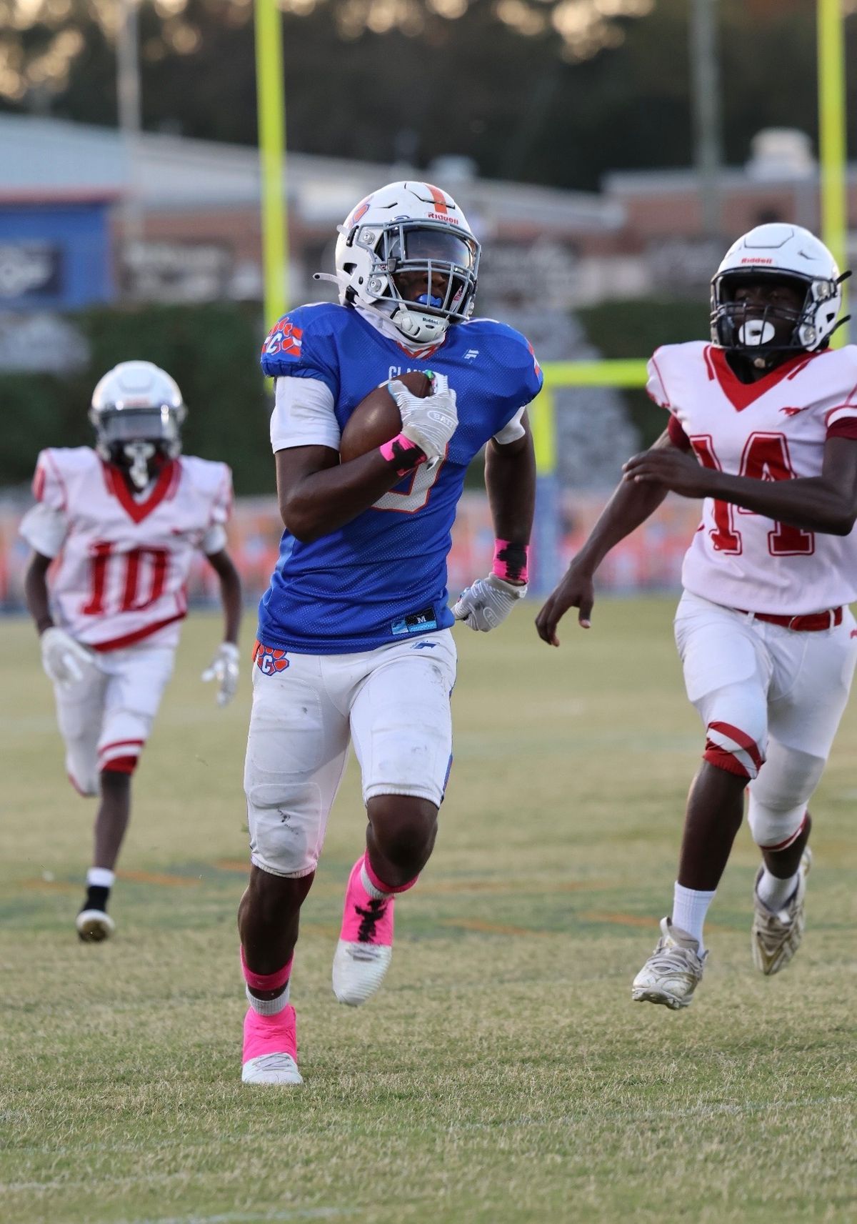 CMS football completes the undefeated season
