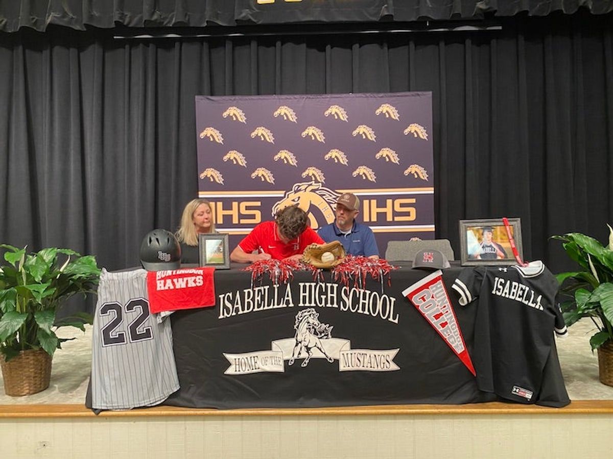 Porter signs for baseball, looking to grow at Huntingdon