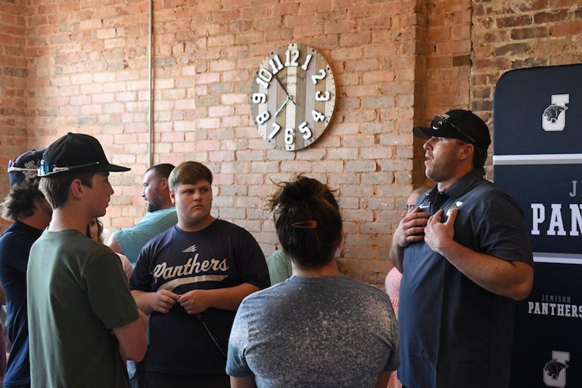 Jemison welcomes new baseball coach Gunter