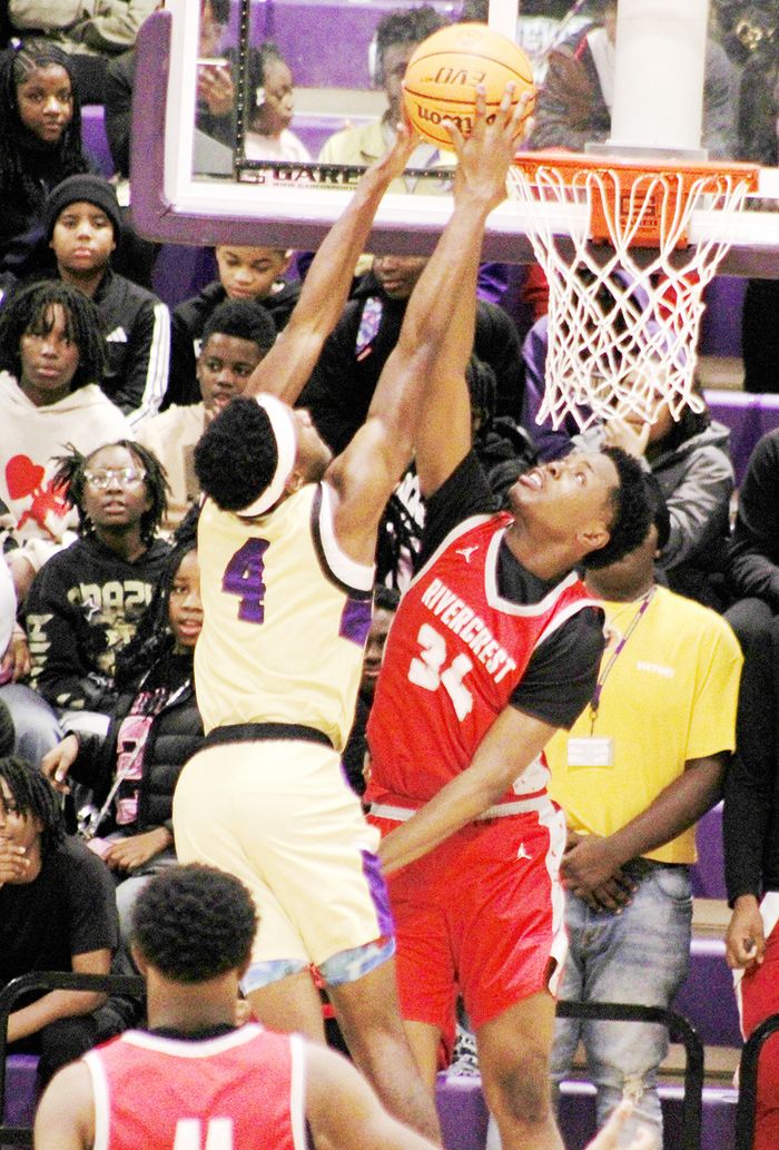 Osceola senior boys take down Rivercrest, 85-75