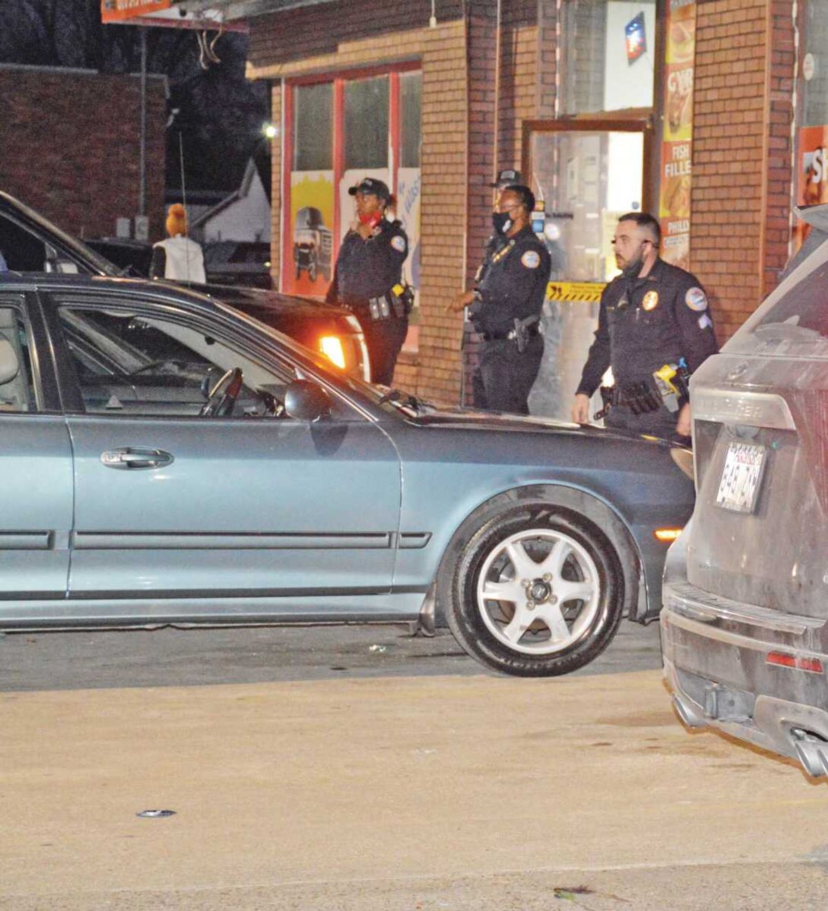 16 People Arrested In Gambling Machine Raid