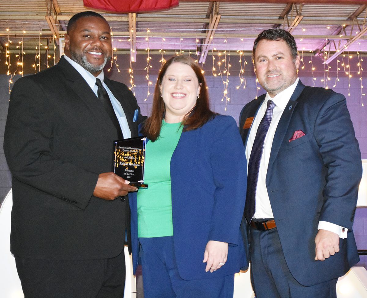 2025 Chamber of Commerce award winners