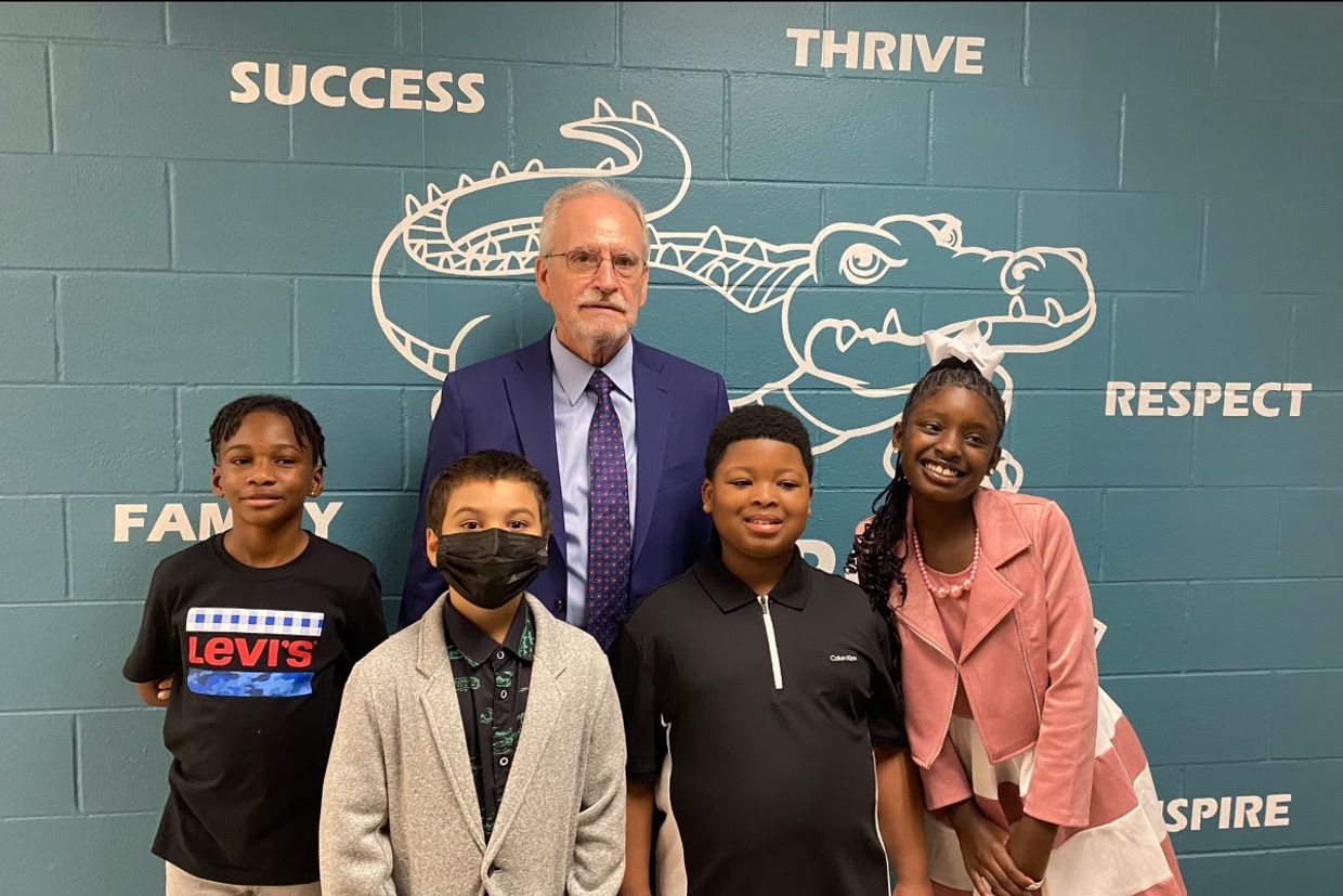 CMS superintendent to resign in December
