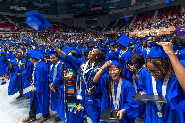 CMS releases 2023-2024 high school graduation schedule
