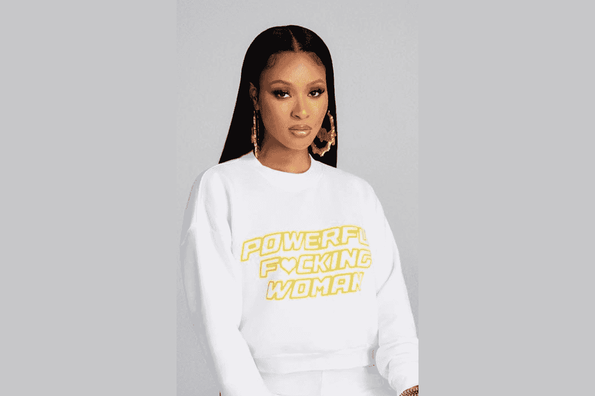 Comedian Pretty Vee to speak at Johnson C. Smith University's communit...
