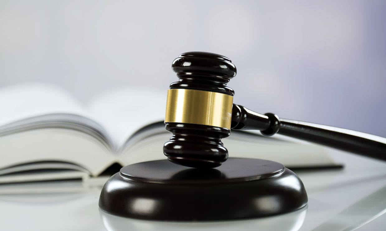 What parents and teens should know about e-cigarettes and Illinois laws