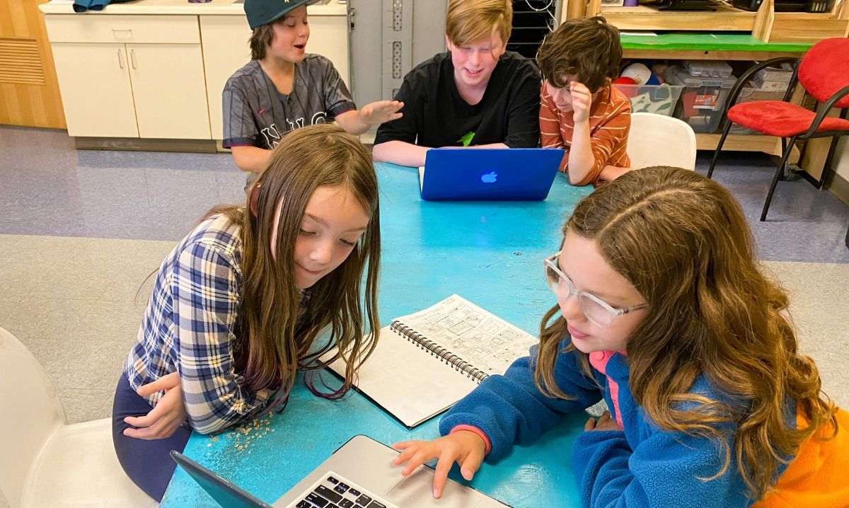 How Montessori Nurtures AI and Digital Literacy for Kids