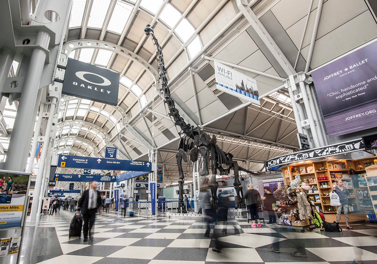 Tips for Families When Traveling Through Chicago Airports