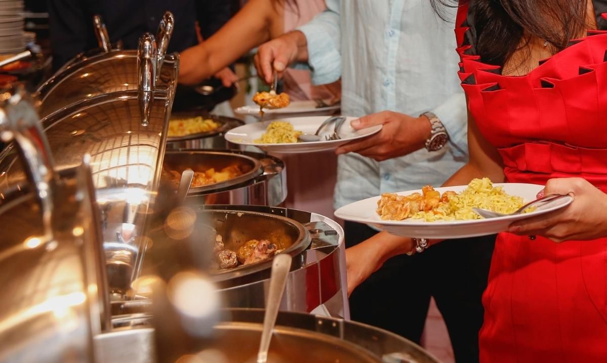 5 buffets in Chicago that make dining out easy for families