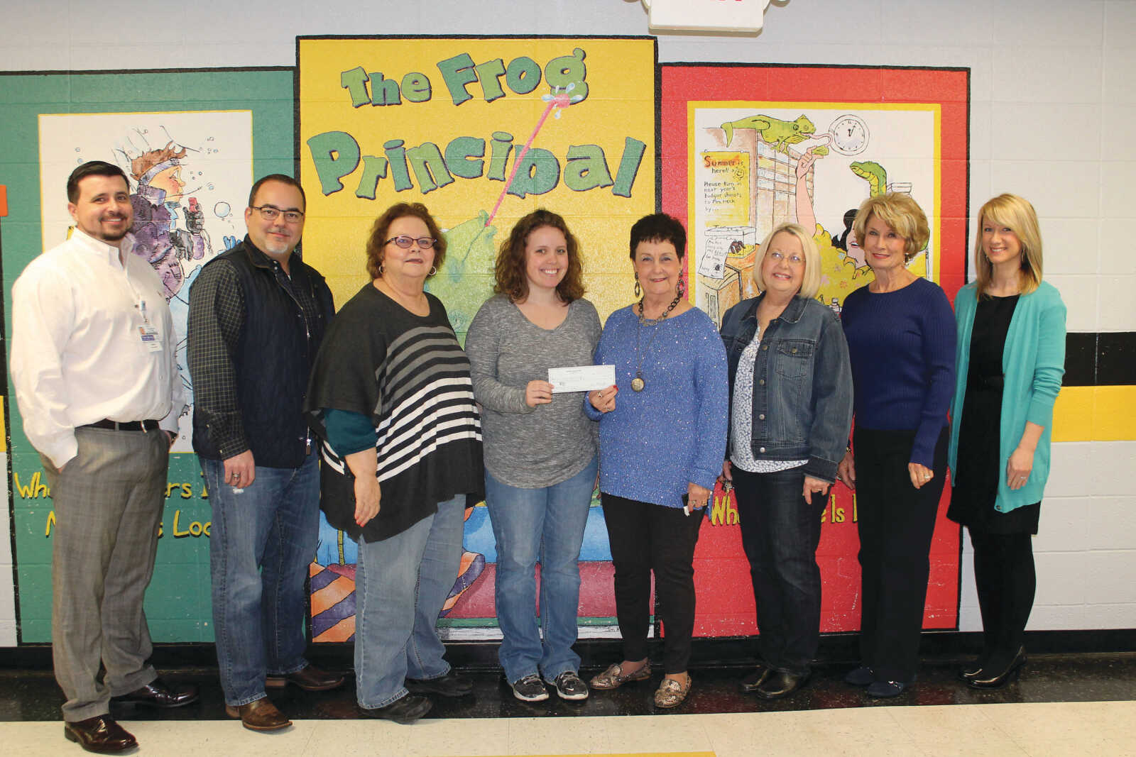 United Way gives to CASA