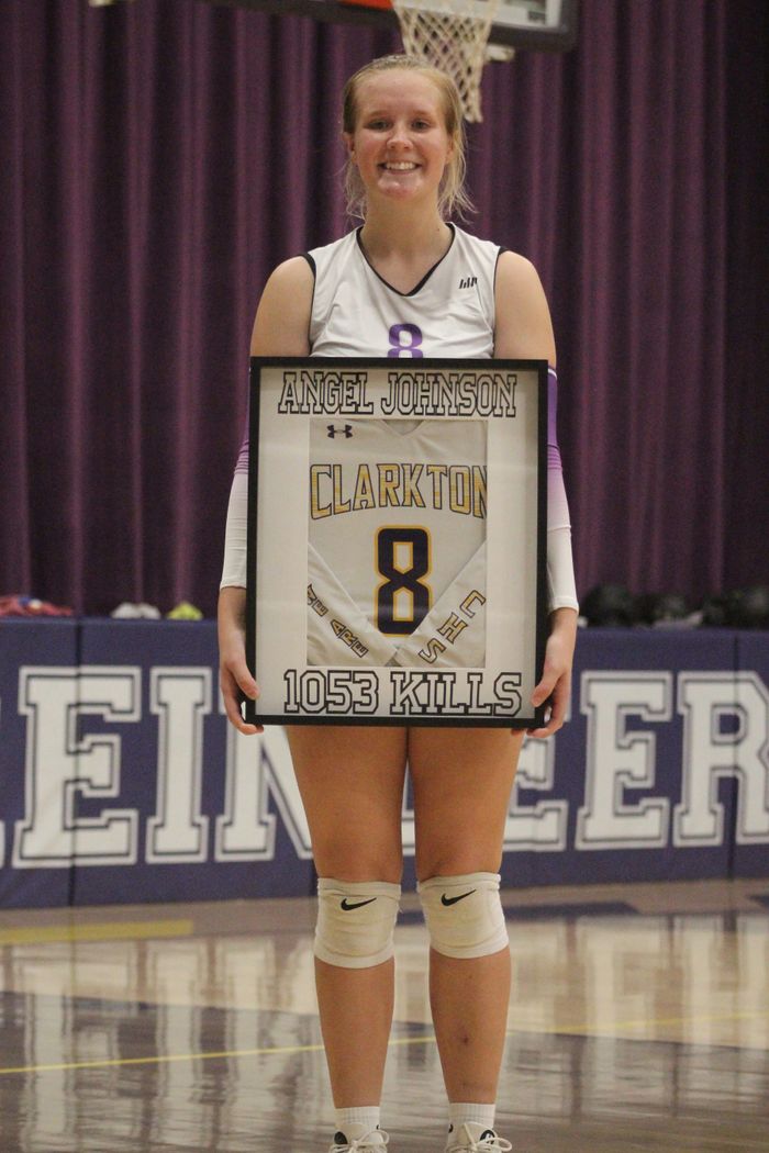 High School volleyball player Angel Johnson signs to play at Rend Lake...