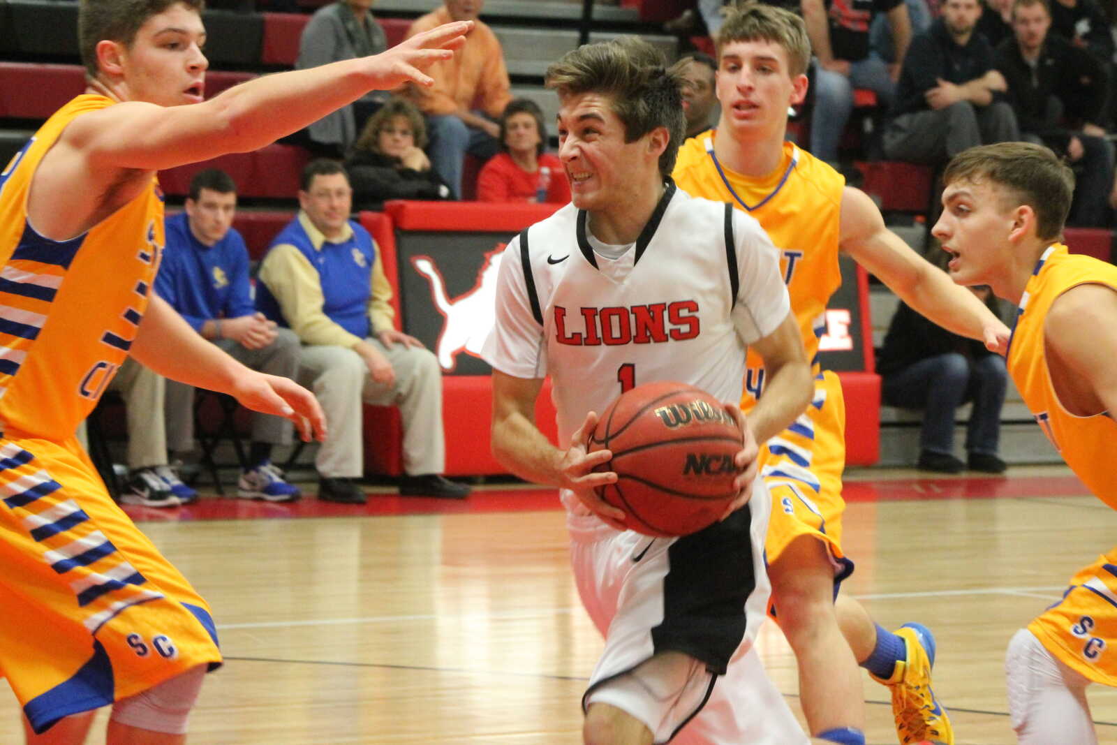 Senath-Hornersville toppls Scott City, 79-74