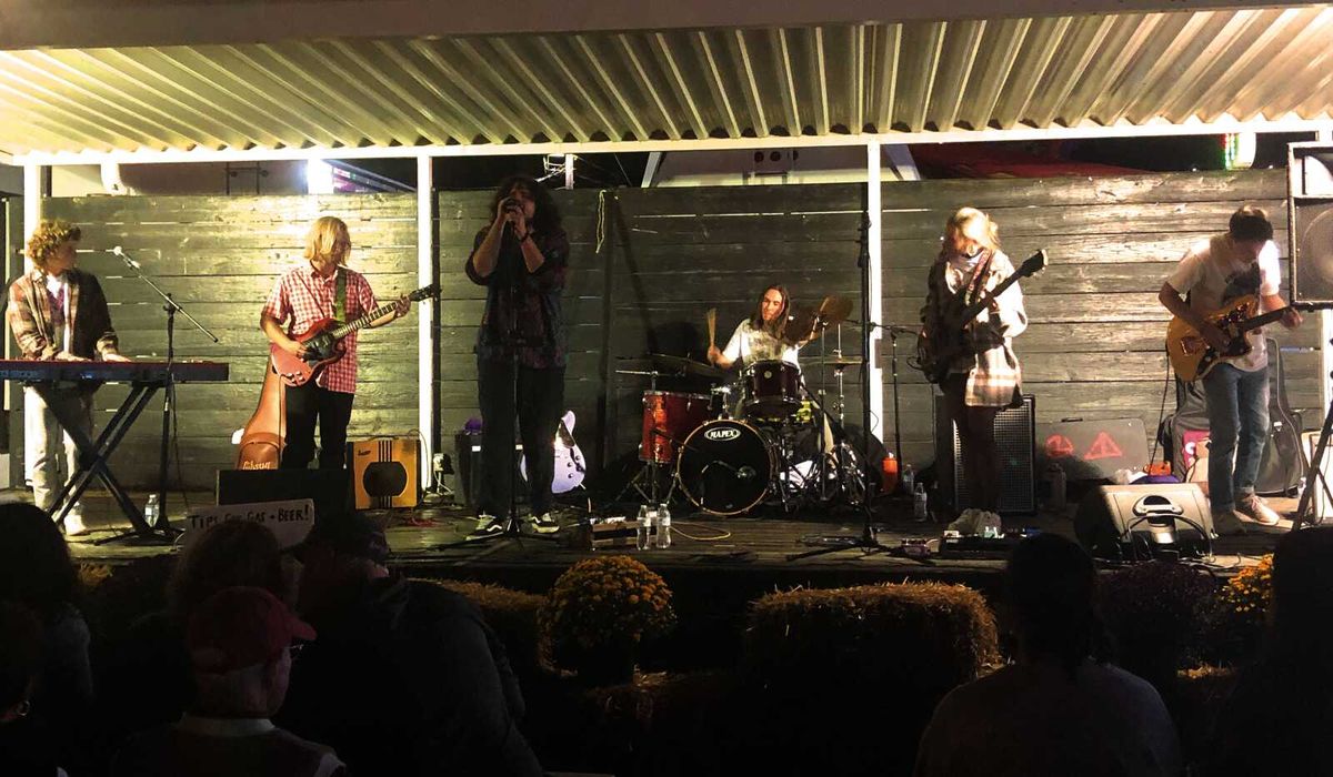 Kennett native, Bradley Crow discusses Nashville, touring and the musi...