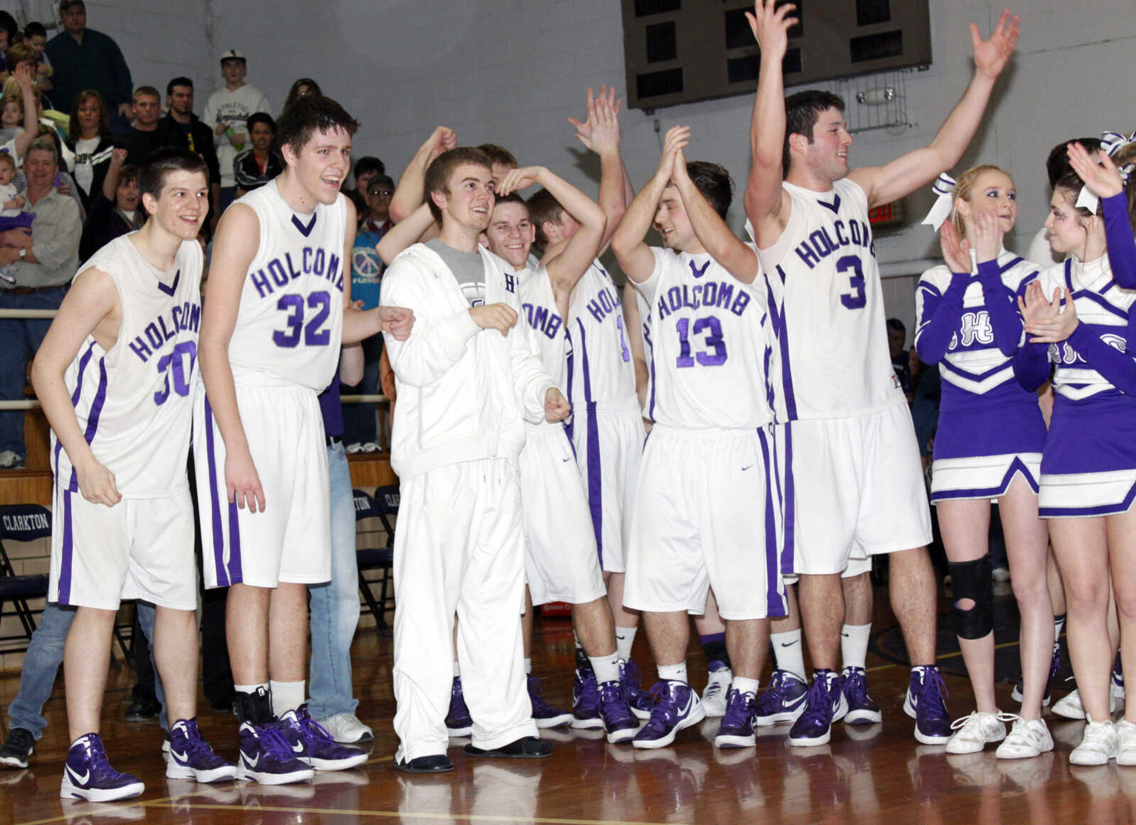 Briefly: Holcomb defeats Risco 76-64 in Tri-County Tournament title ga...