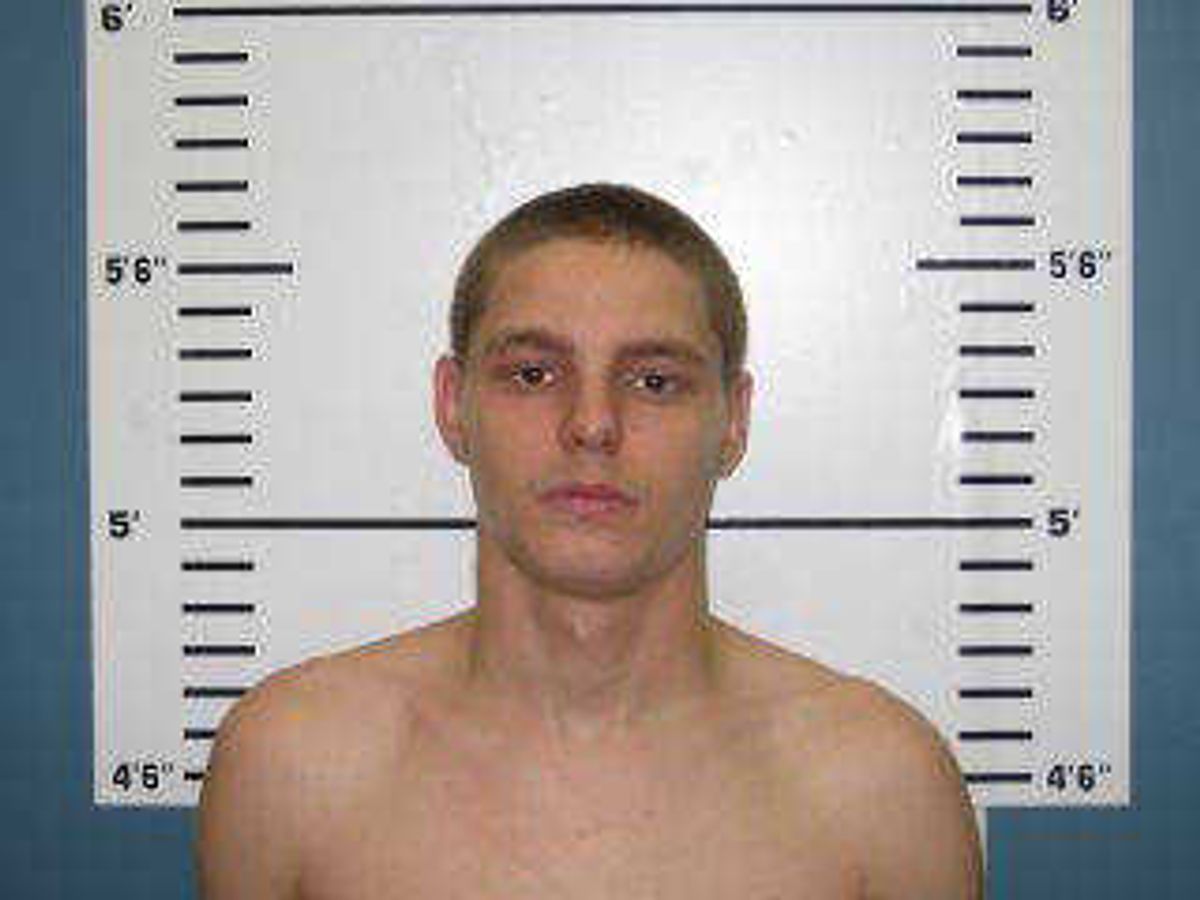Dexter couple charged with child abuse