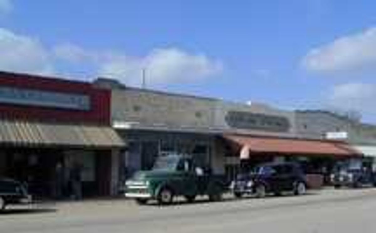 On location in Lepanto