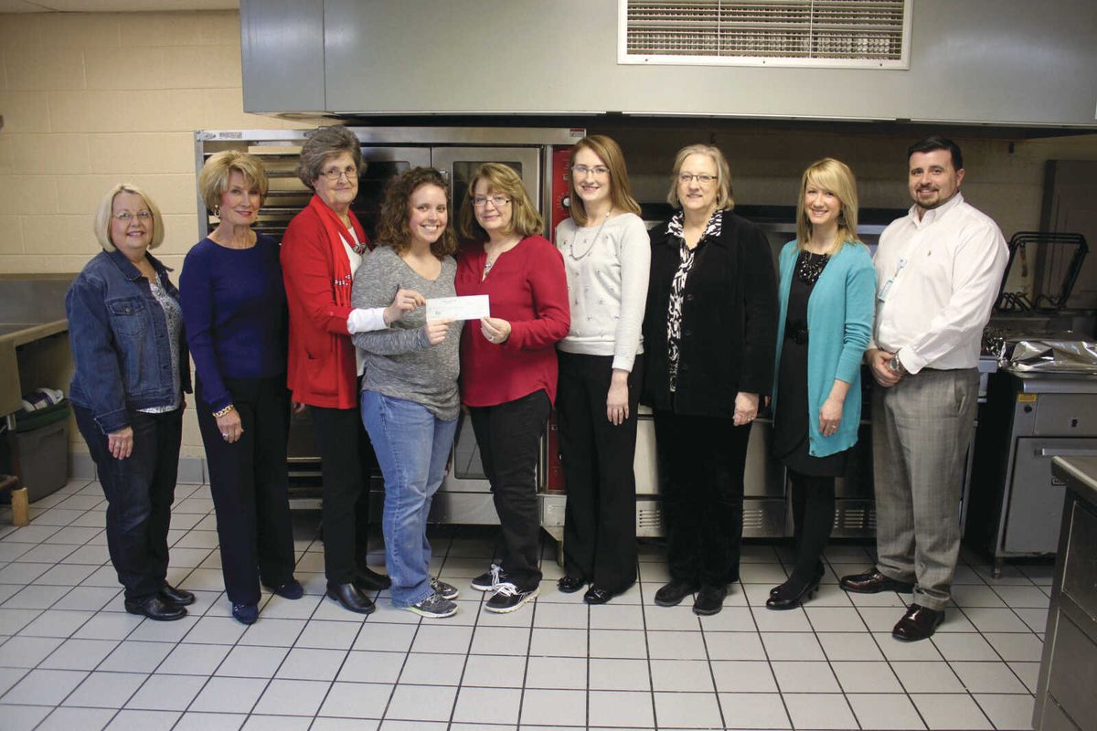 OAKS receives donation from United Way
