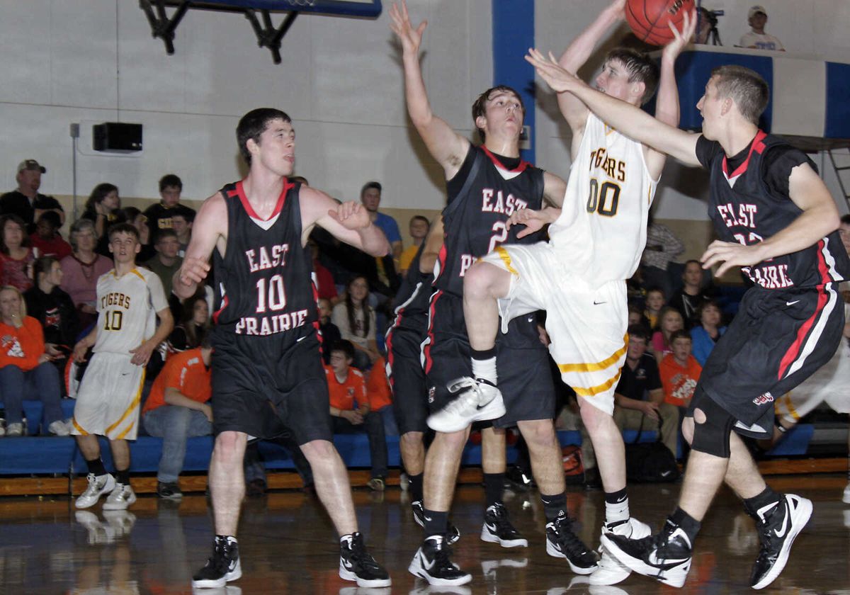 Semifinals set at Bernie basketball tourney following wins by Risco an...