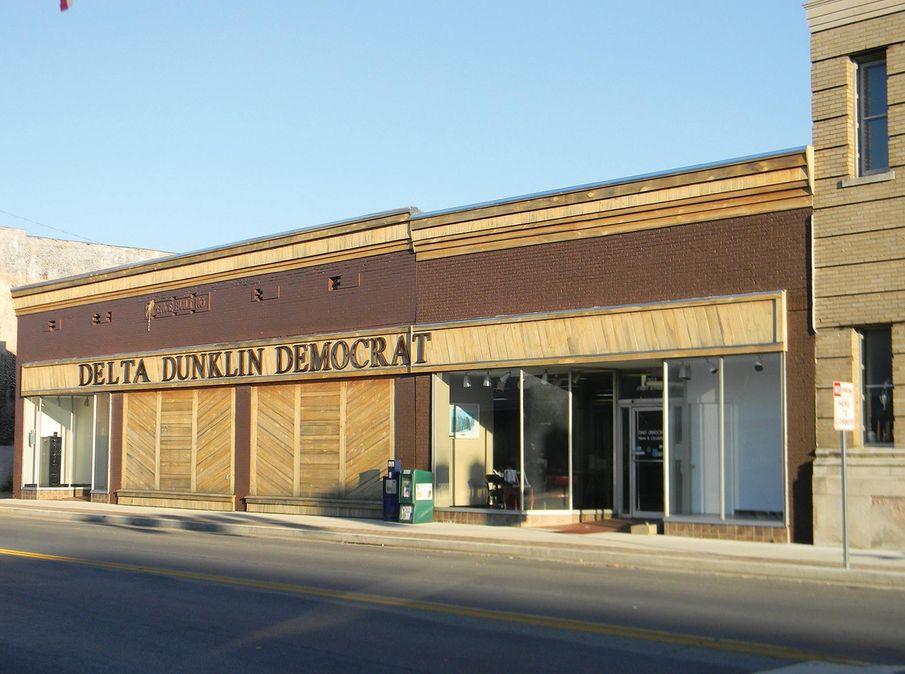 Contact Us | Delta Dunklin Democrat