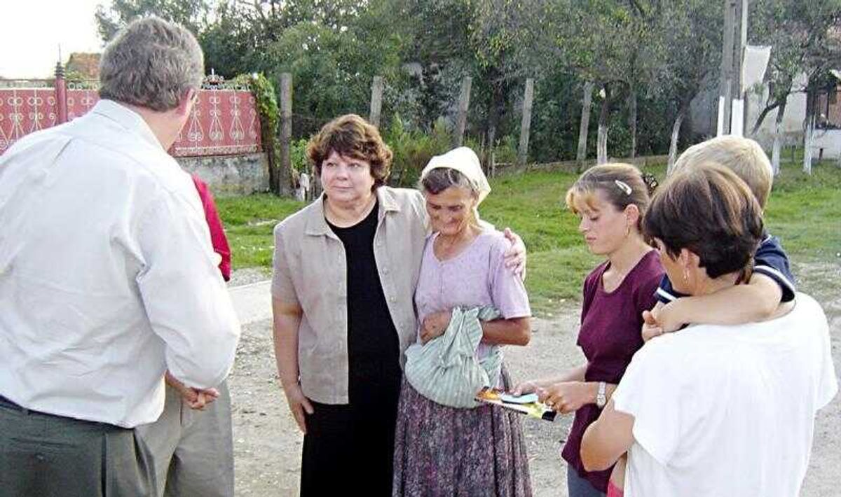 Globe trotting Dr. Ron Wilcoxson takes Gospel to Rumania