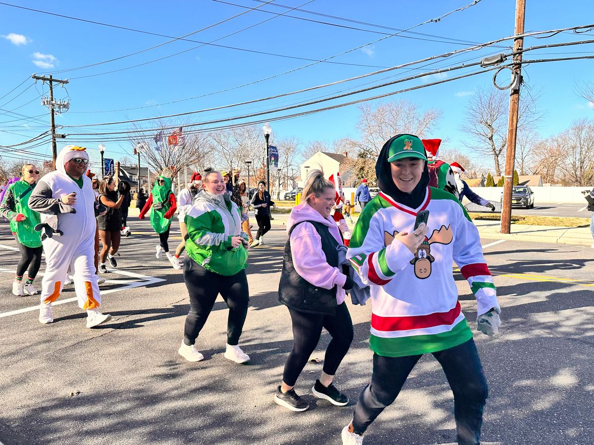 Oaklyn Holiday Run Brings Festive Cheer and Supports Local Food Pantry...