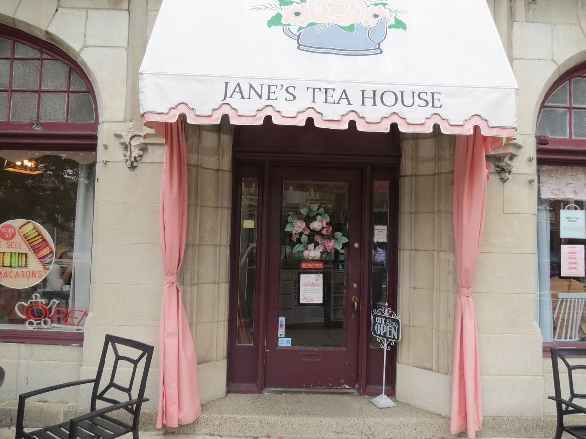 Jane’s Tea House is a Family Affair