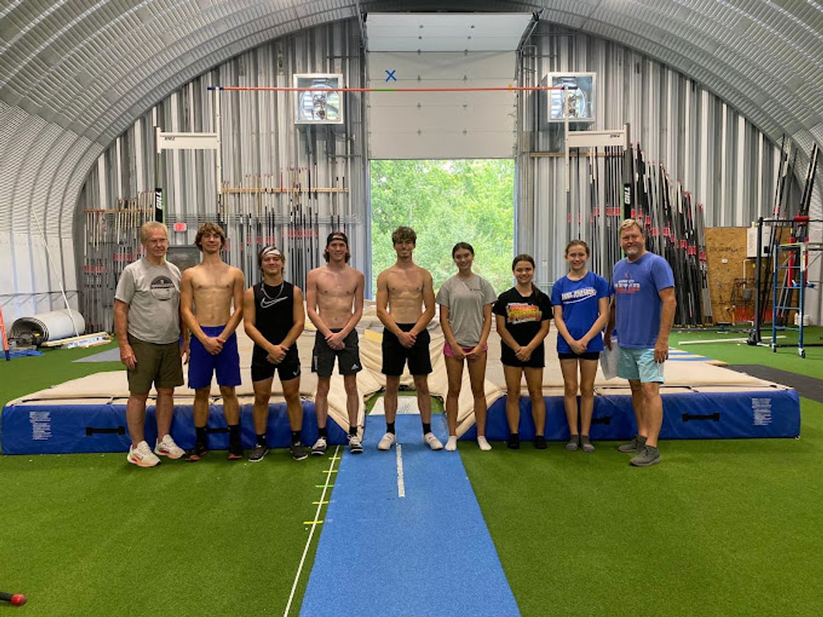 Best Pole Vault Camps of 2024 A Complete Guide