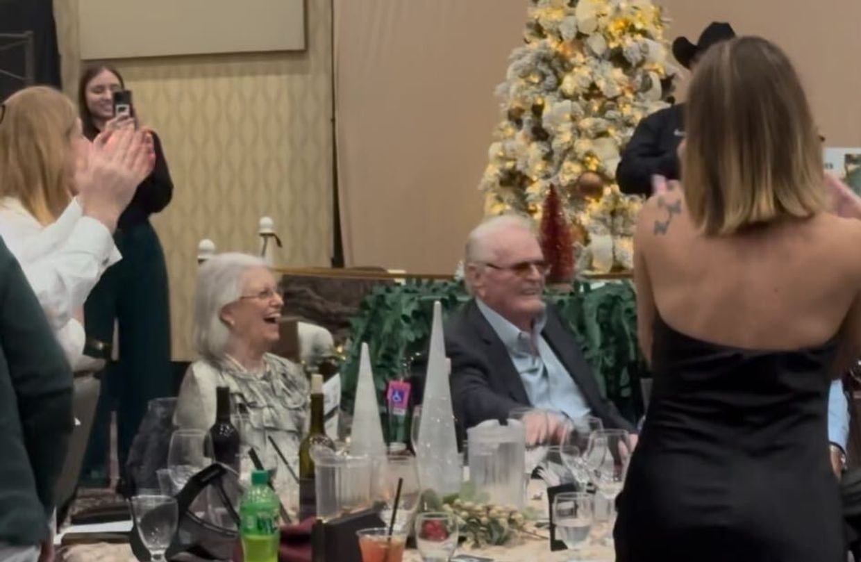 Christmas tree fetches a record $420,000 winning bid during ...