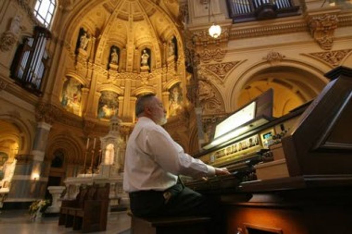 Organ-making family shows off its legacy