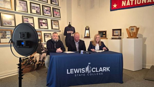 Robbins returns to lead Lewis-Clark State baseball program