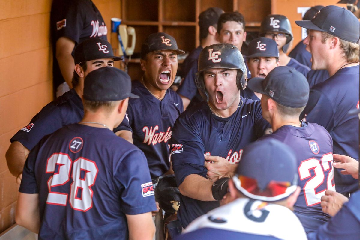 Warriors strike for six runs in ninth, battle to wild Opening Round wi...