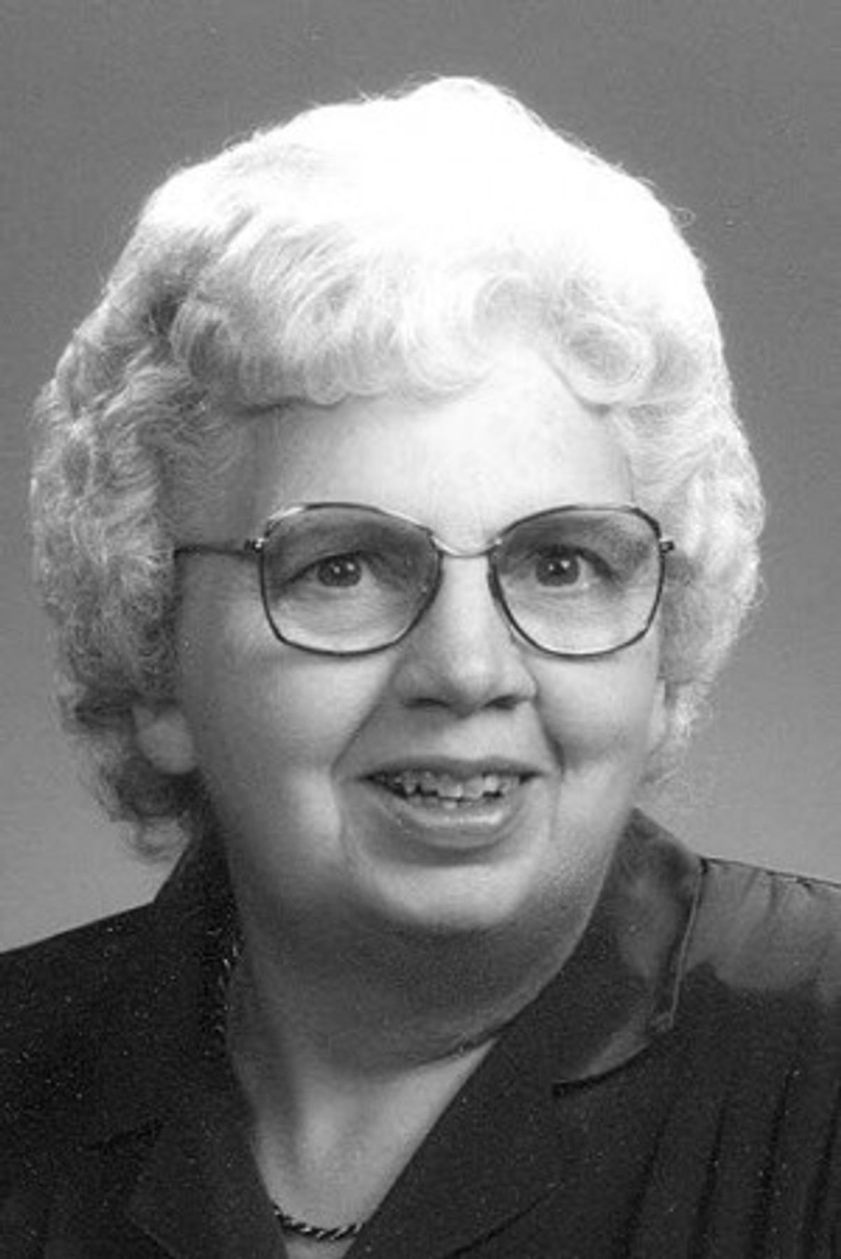 Rowena Bell, 88, Lewiston