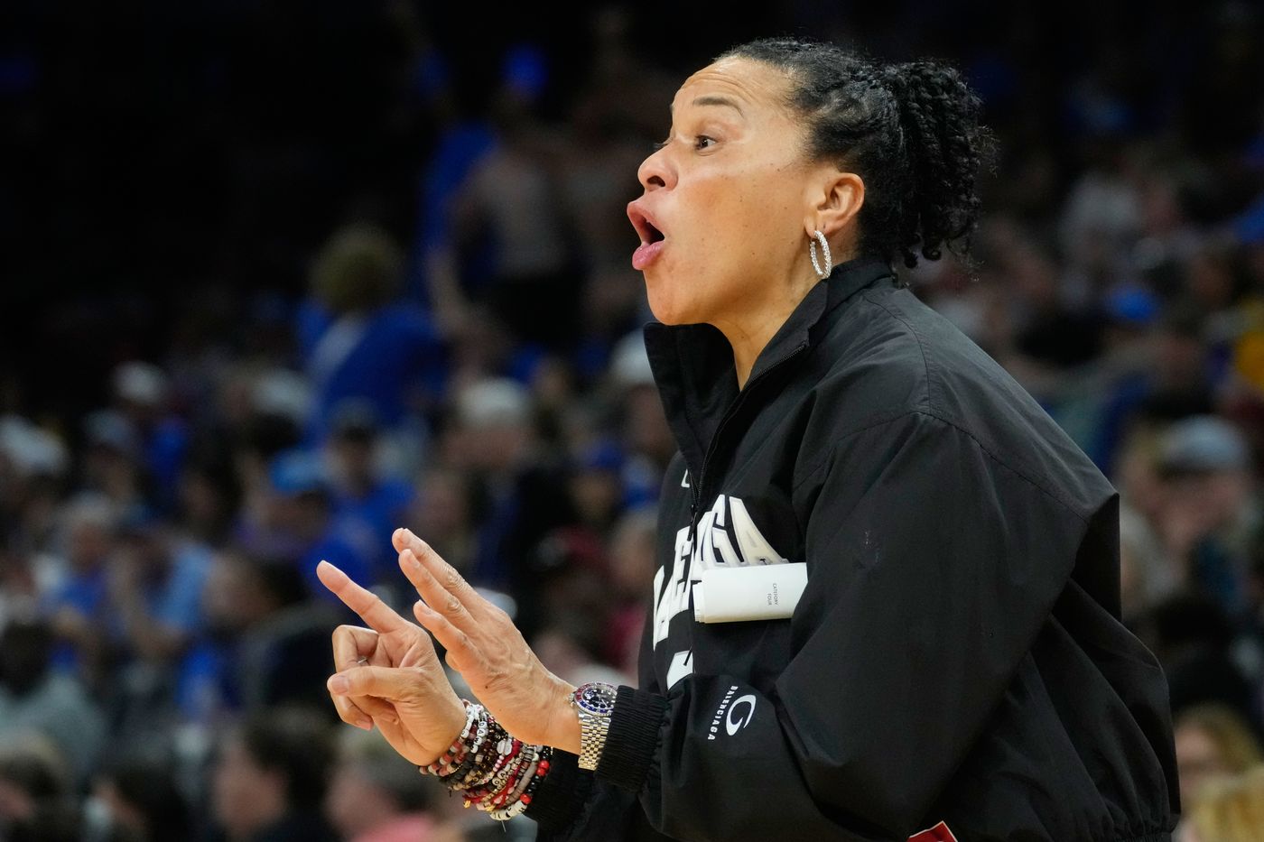 Former WSU Coug Charlisse Leger-Walker, UCLA storm past South Carolina...