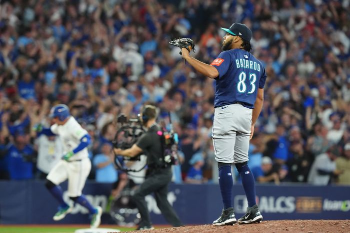 Seattle Mariners’ season ends with heartbreaking Game 7 loss to Blue J...