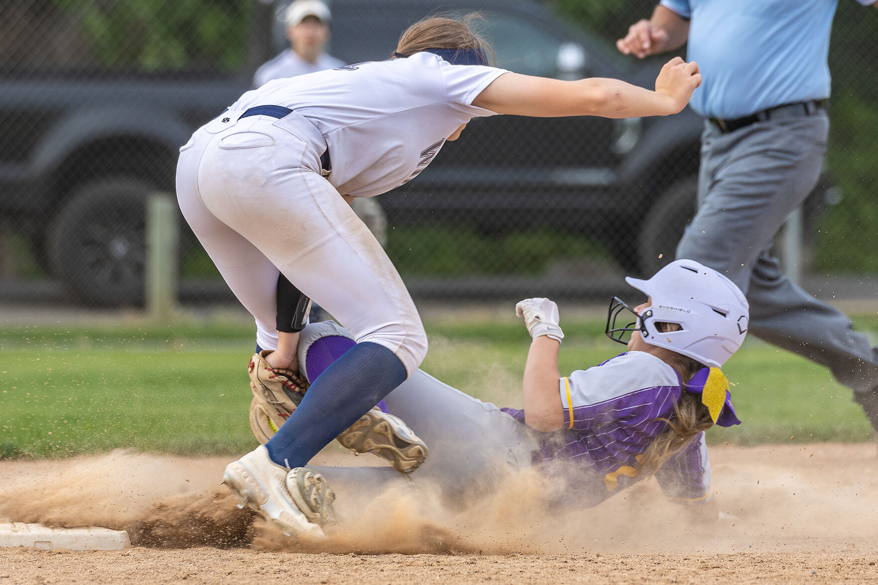 Tough defense not enough for Bengals in softball finale