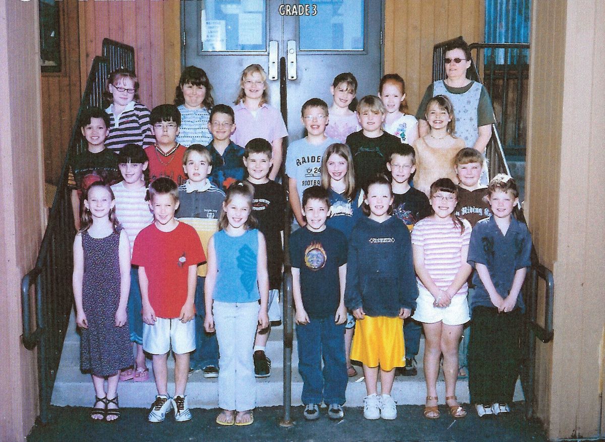 Blast from the Past / 2003: Bovill third graders on picture ...