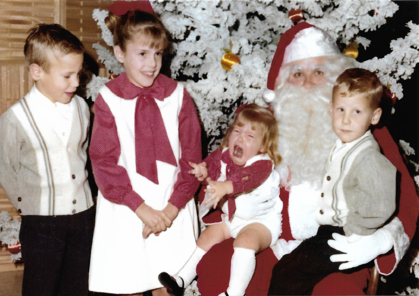 Blast from the Past / 1964: Siblings pay a visit to Santa Claus